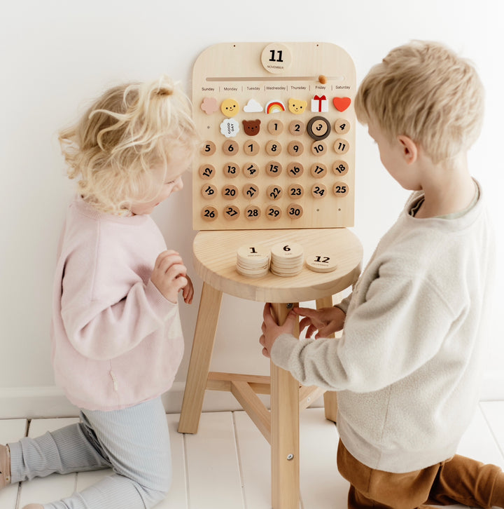 Wondertivity quiet books, busy books, felt books, and Montessori books